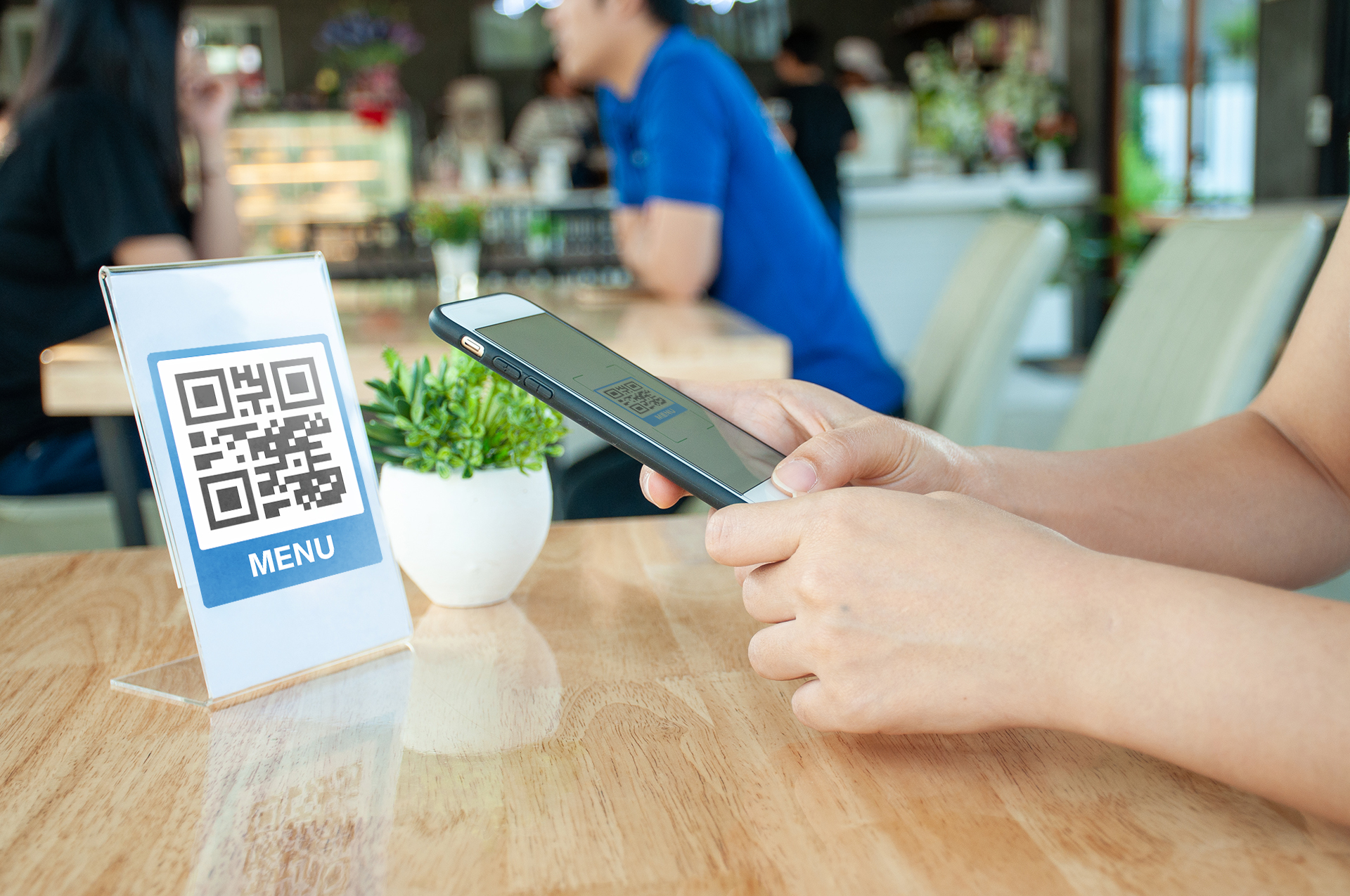 How To Use A QR Code Generator With Text Below Free Custom QR Code 