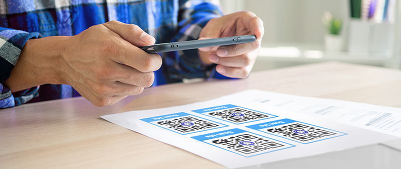 How to use HTML QR code generator - Free Custom QR Code Maker and ...