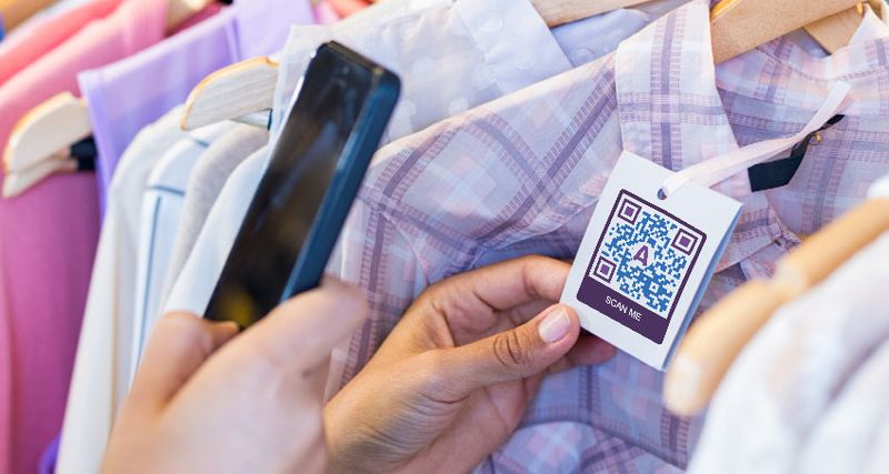 Color QR code: How to correctly color your QR codes - Free Custom QR ...