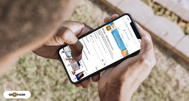 How to create a LinkedIn QR code with logo in 5 steps - Free Custom QR Code Maker and Creator ...