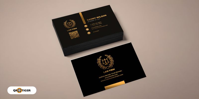 Lawyer Business Cards: A Guide to Professional Card-Making